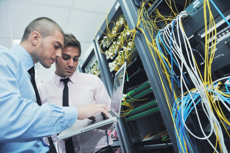 How to Manage Your Data Center Software and Infrastructure